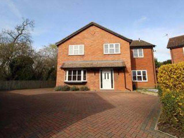5 Bedrooms Detached house for rent in Armour Rise, Hitchin SG4