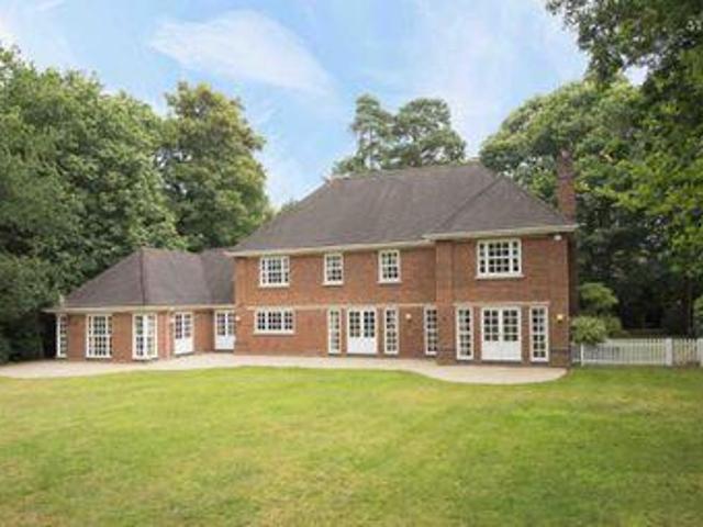 5 Bedrooms Detached house for rent in Bowater Ridge, St Georges Hill KT13
