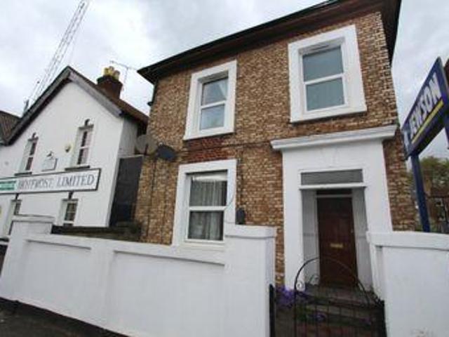 5 Bedrooms Detached house for rent in Brighton Road, Surbiton KT6