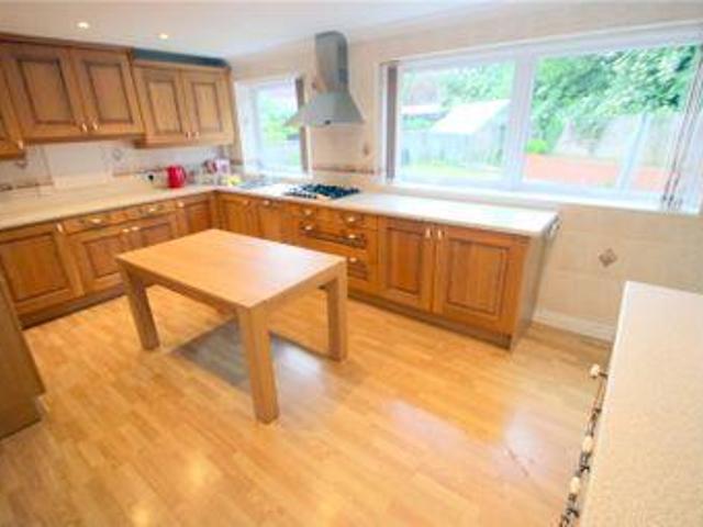 5 Bedrooms Detached house for rent in Broadwalk, Knowle, Bristol BS4