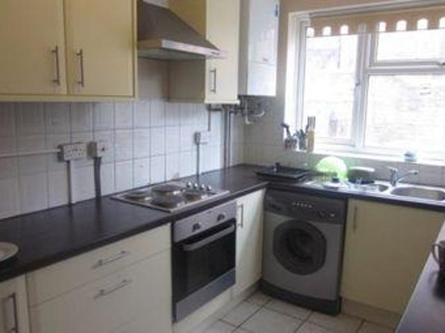 5 Bedrooms Detached house for rent in Claypole Road, Nottingham NG7