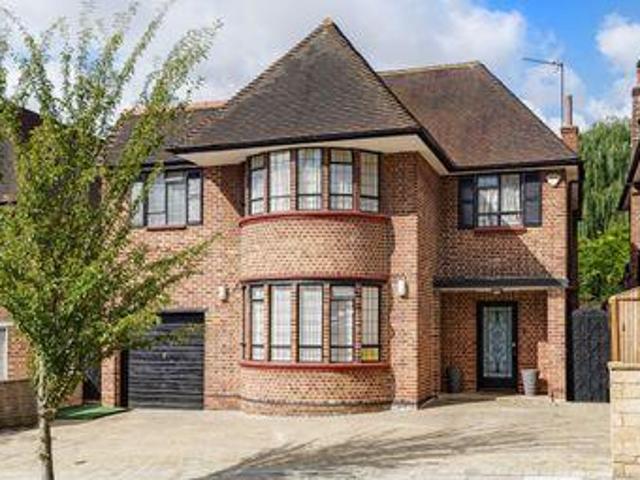 5 Bedrooms Detached house for rent in Connaught Drive, London NW11