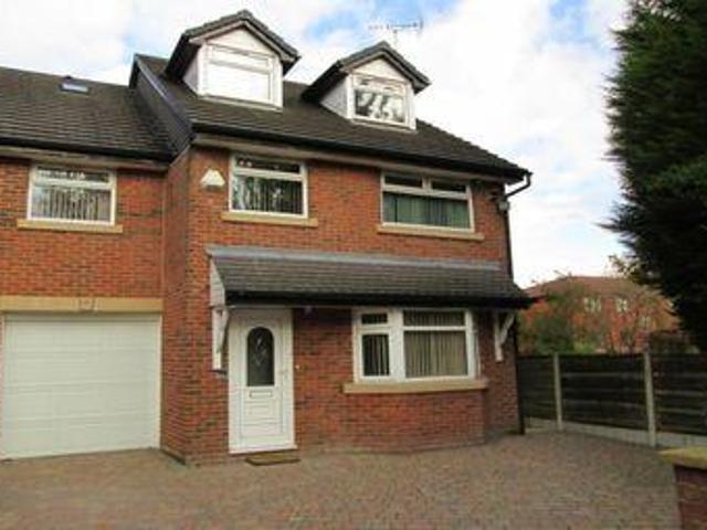 5 Bedrooms Detached house for rent in Grosvenor Road, Swinton, Manchester M27