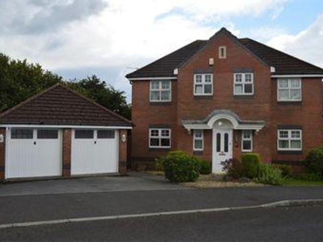 5 Bedrooms Detached house for rent in Heol Y Garreg Wen, West Cross, Swansea SA3