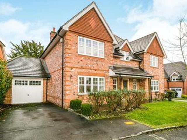 5 Bedrooms Detached house for rent in Stansfield Close, Reading RG2