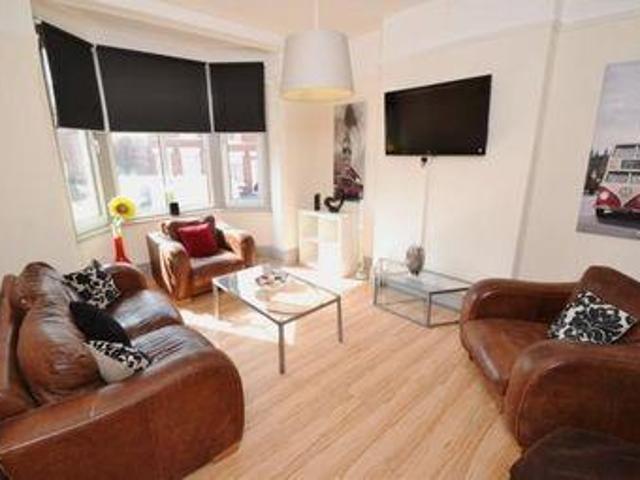 5 Bedrooms Detached house for rent in Shrewsbury Road, Nottingham NG2