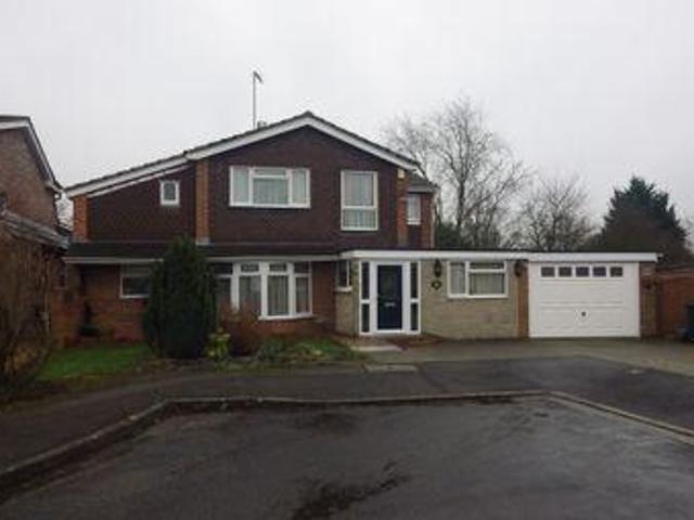 5 Bedrooms Detached house for rent in Tennyson Close, Banbury, Oxfordshire OX16