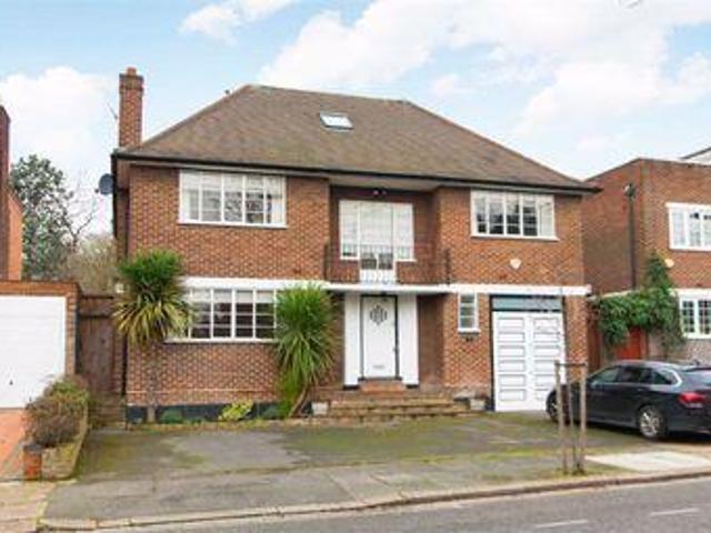 5 Bedrooms Detached house for rent in The Ridings, London W5