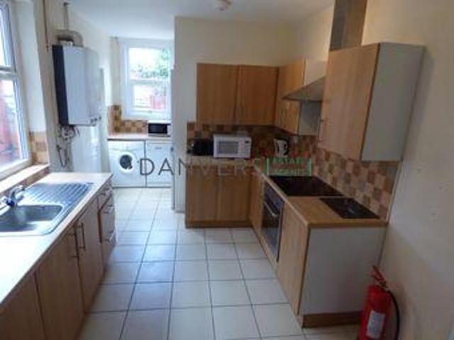 5 Bedrooms Detached house for rent in Wilberforce Road, Leicester LE3
