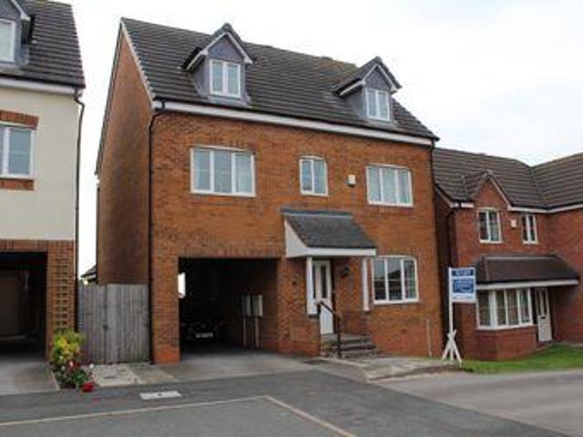 5 Bedrooms Detached house for rent in Willard Close, Chesterton Newcastle ST5
