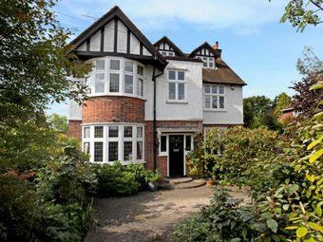 5 Bedrooms Detached house for rent in York Road, Windsor SL4