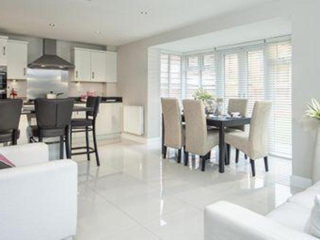 5 Bedrooms Detached house for sale in ´´Musselburgh´´ at Park Prewett Road, Basingstoke RG24