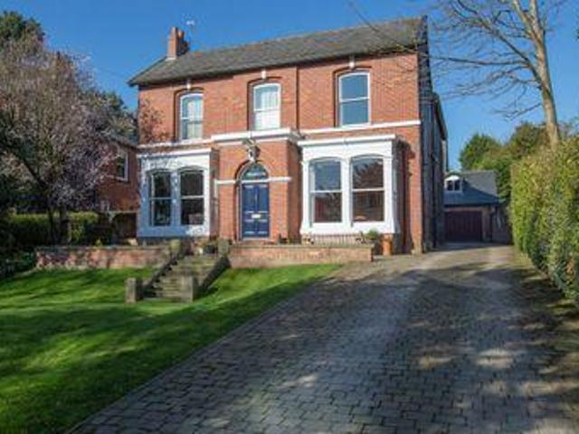 5 Bedrooms Detached house for sale in Marshdale Road, Bolton BL1