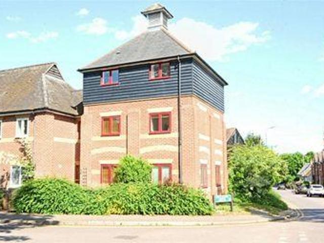 5 Bedrooms Detached house for sale in Mill Lane, Sawbridgeworth, Hertfordshire CM21