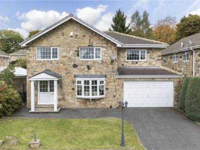 5 Bedrooms Detached house for sale in Adel Park Close, Adel, Leeds LS16