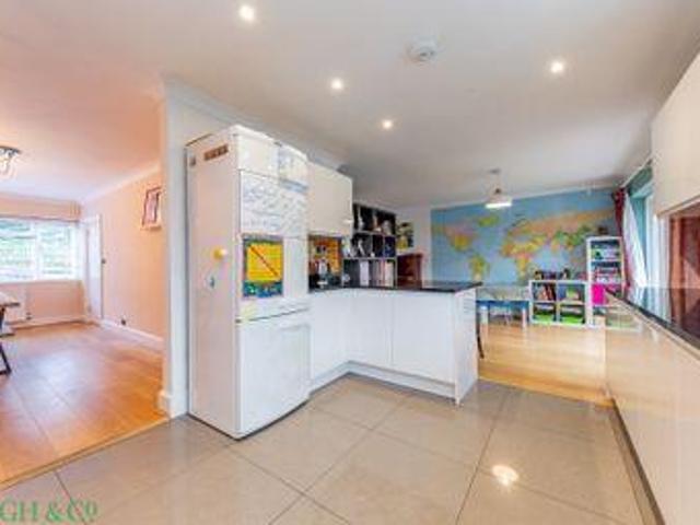 5 Bedrooms Detached house for sale in Alexandra Road, Muswell Hill N10