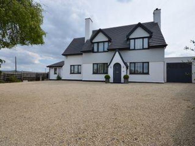 5 Bedrooms Detached house for sale in Bath Road, Keynsham BS31