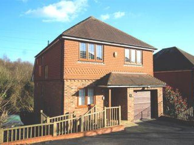 5 Bedrooms Detached house for sale in Beachy Head View, St. Leonards On Sea TN38
