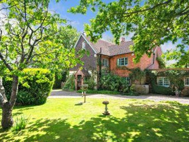 5 Bedrooms Detached house for sale in Berwick, Nr Lewes, East Sussex BN26