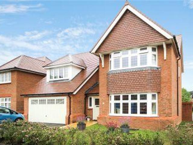 5 Bedrooms Detached house for sale in Biddestone Avenue, Coate, Swindon SN3