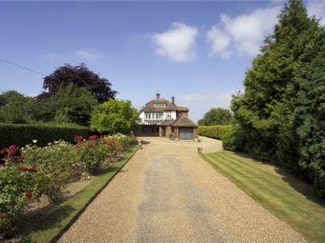 5 Bedrooms Detached house for sale in Brogdale Road, Ospringe, Faversham, Kent ME13