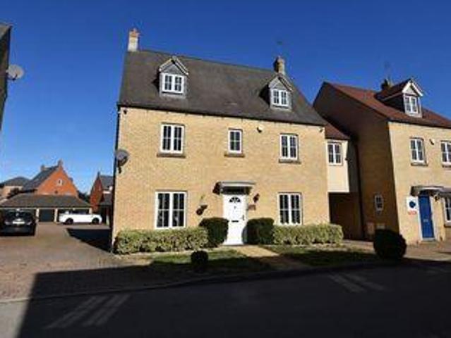 5 Bedrooms Detached house for sale in Brownset Drive, Kingsmead, Milton Keynes MK4
