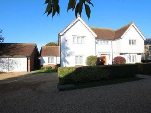 5 Bedrooms Detached house for sale in Chantry Drive, Wormingford, Colchester CO6