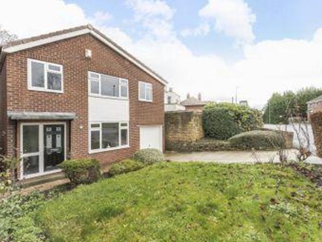 5 Bedrooms Detached house for sale in Church Street, Gildersome, Morley, Leeds LS27