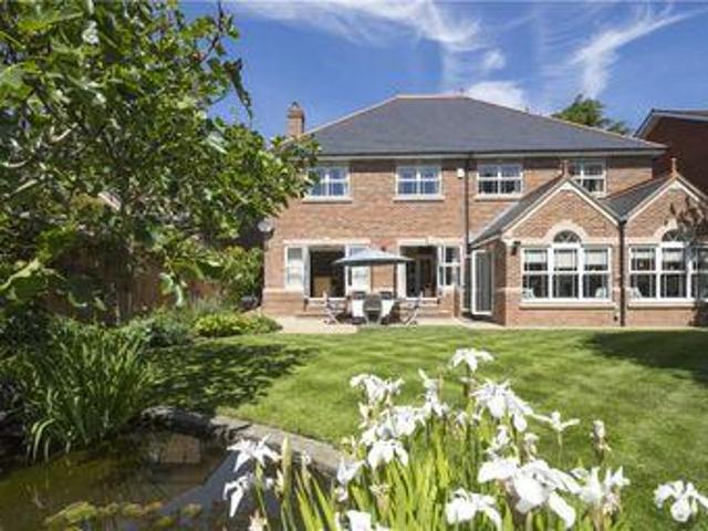 5 Bedrooms Detached house for sale in Coombe Lane West, Kingston Upon Thames KT2