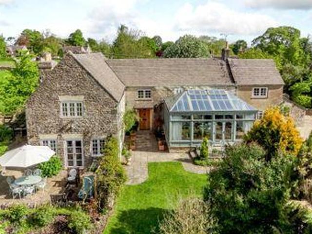 5 Bedrooms Detached house for sale in Cold Aston, Cheltenham, Gloucestershire GL54