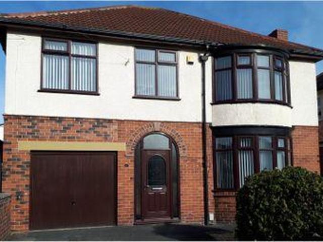 5 Bedrooms Detached house for sale in Crossley Lane, Mirfield WF14