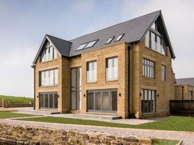5 Bedrooms Detached house for sale in Crowthorn Road, Turton BL7