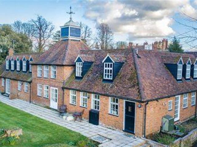5 Bedrooms Detached house for sale in Elsenham, Bishops Stortford, Herts CM22