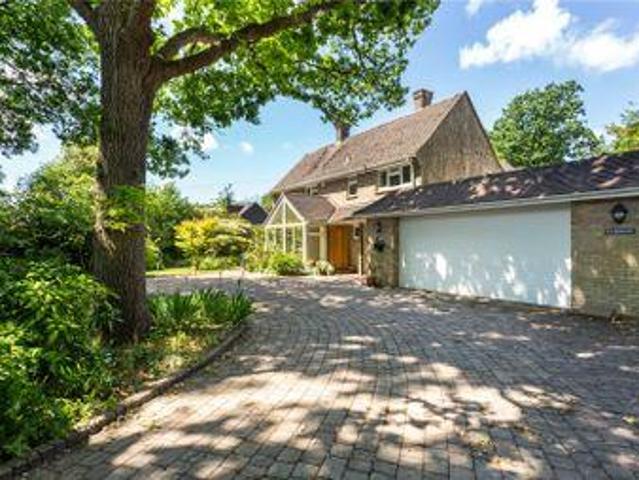 5 Bedrooms Detached house for sale in Fordwater Road, Chichester, West Sussex PO19