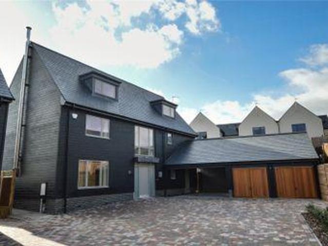 5 Bedrooms Detached house for sale in Gillon Way, Radwinter, Nr Saffron Walden, Essex CB10