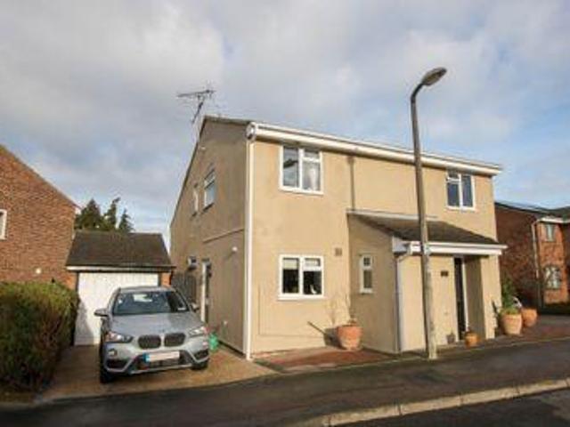 5 Bedrooms Detached house for sale in Goddard Way, Saffron Walden CB10