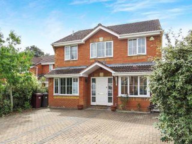 5 Bedrooms Detached house for sale in Greenidge Close, Reading RG1