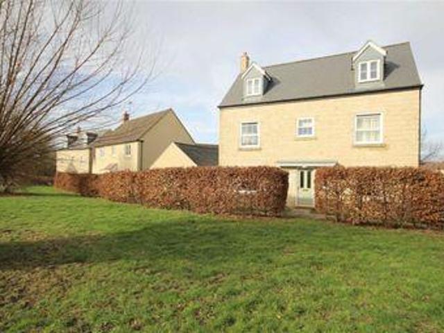5 Bedrooms Detached house for sale in Hubble View, Swindon SN25