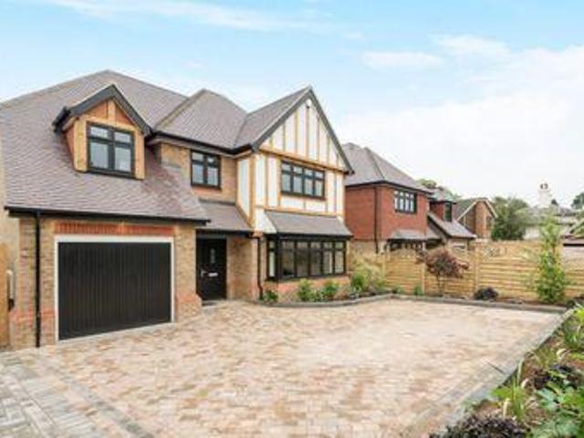 5 Bedrooms Detached house for sale in Hawthorne Road, Bromley, Kent BR1