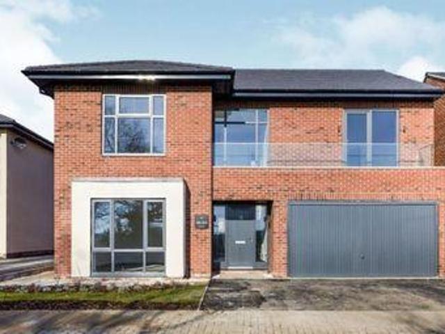 5 Bedrooms Detached house for sale in High Street, Linton, Swadlincote, Derbyshire DE12