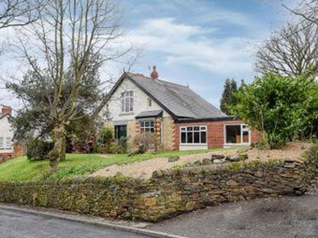 5 Bedrooms Detached house for sale in Higham Lane, Hyde SK14