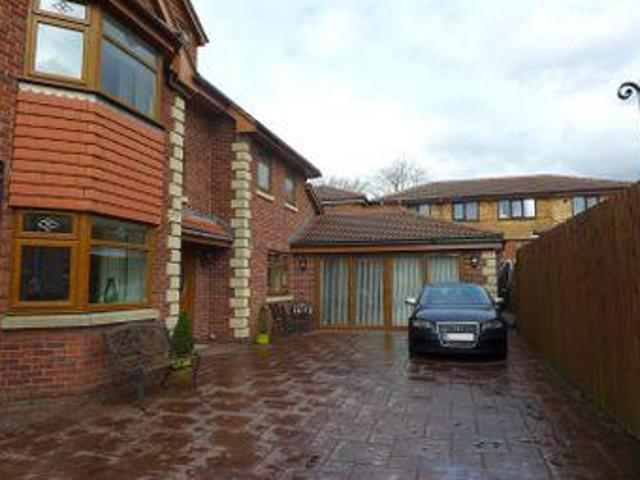 5 Bedrooms Detached house for sale in ´ivy House´, Farm Street, Hopwood, Heywood OL10