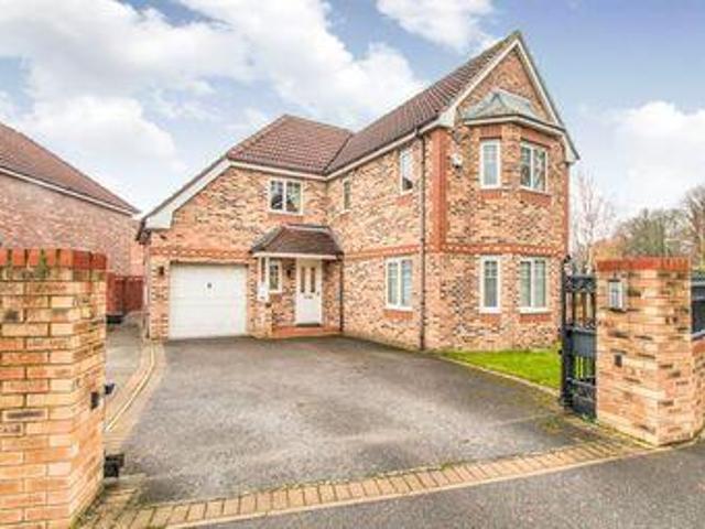 5 Bedrooms Detached house for sale in Juniper Avenue, Woodlesford, Leeds LS26