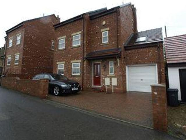 5 Bedrooms Detached house for sale in Jermyn Croft, Dodworth, Barnsley S75