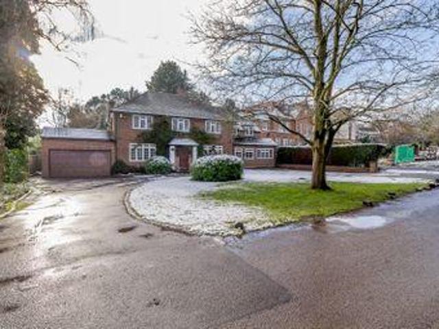 5 Bedrooms Detached house for sale in Kewferry Drive, Northwood HA6