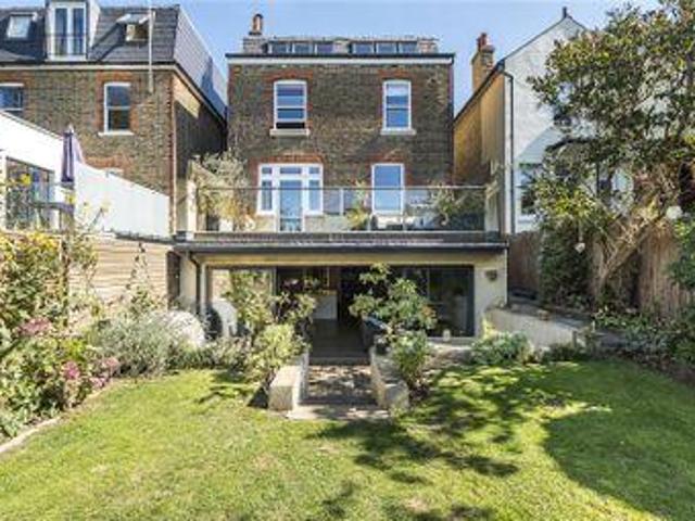 5 Bedrooms Detached house for sale in Park Road, Kingston Upon Thames KT2