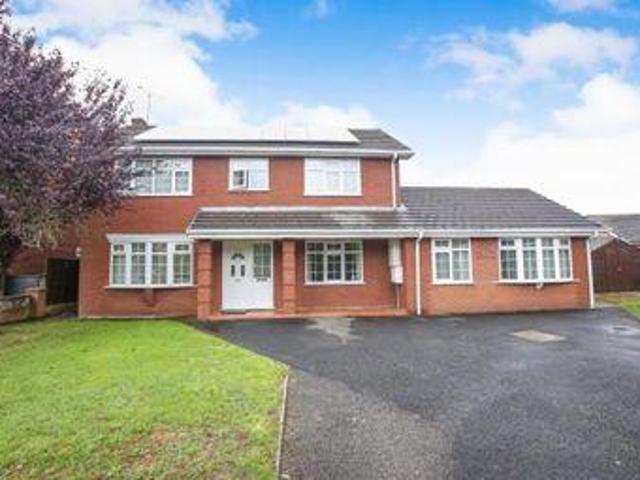 5 Bedrooms Detached house for sale in Plover Avenue, Winsford, Cheshire, United Kingdom CW7