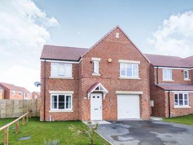 5 Bedrooms Detached house for sale in Potovens Close, Wakefield WF1