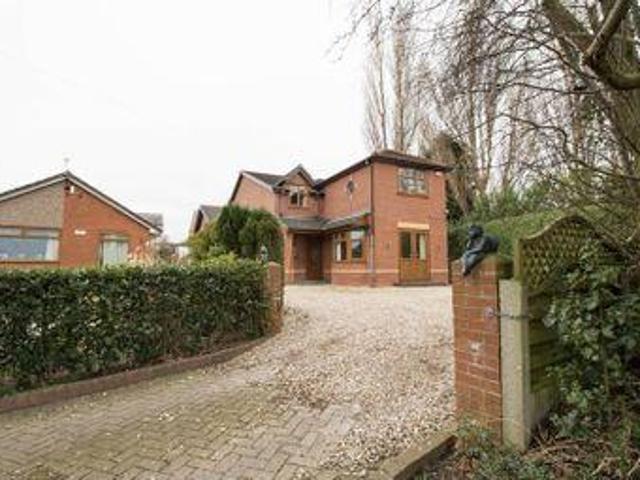 5 Bedrooms Detached house for sale in Quakerfields, Westhoughton, Bolton BL5