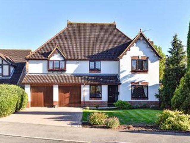 5 Bedrooms Detached house for sale in Raeburn Way, College Town, Sandhurst, Berkshire GU47